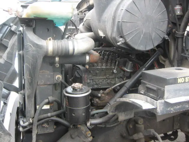 1997 FORD L8000 18 FT.DRY FREIGHT VAN