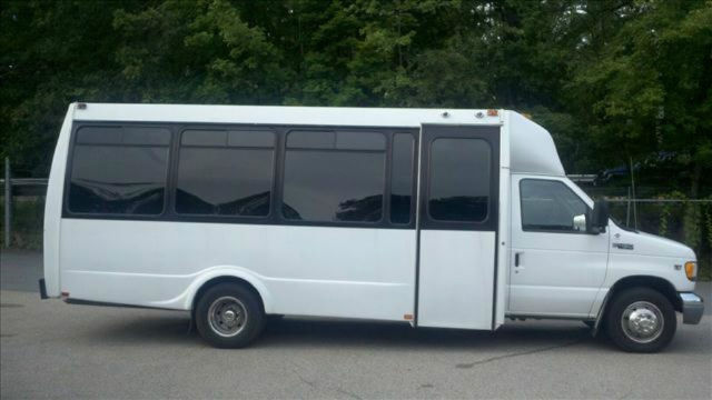 2001 Ford E-450 Bus Alabama