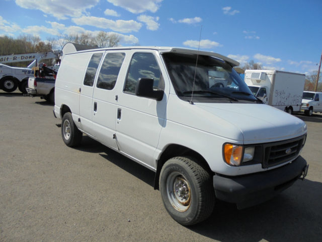 2003 Ford E350n cargo van