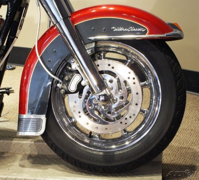 2007 FLHTCU Electra Glide Ultra Classic Fire Red Pearl Black Pearl