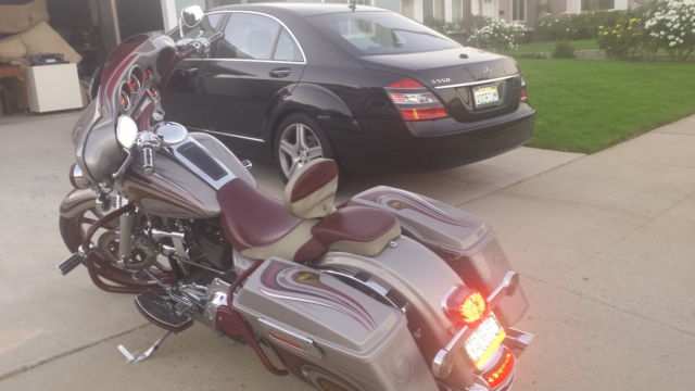 2009 CUSTOM CALI BIKE (ULTRA CLASSIC)