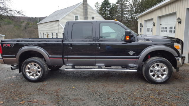 2012 Ford F350 4x4 Lariat
