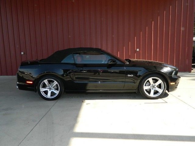 2013 Ford GT Premium