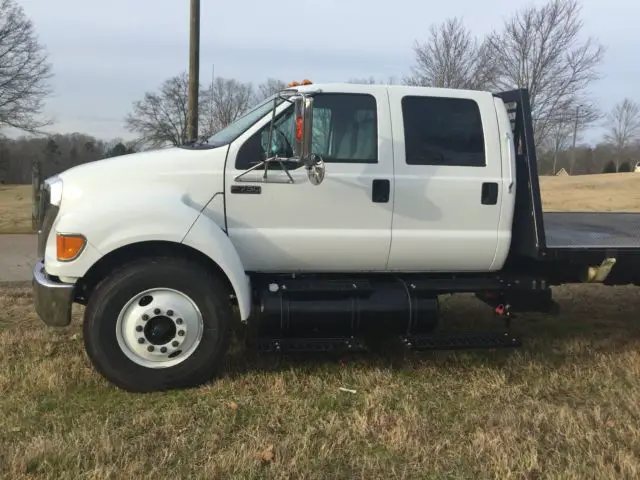 2015 F-750 CREW CAB