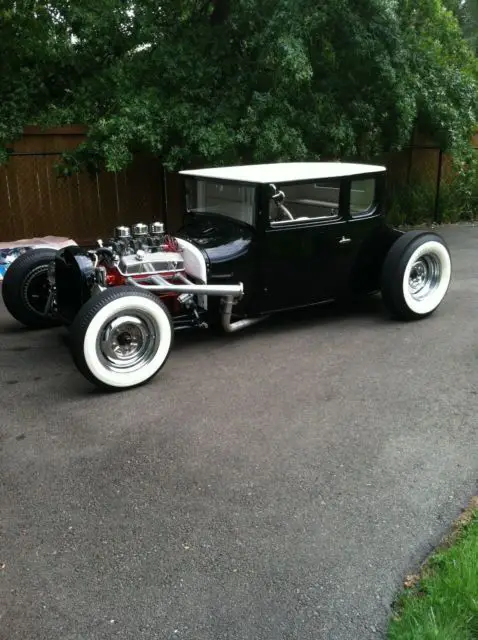 26 Ford T Coupe Chopped Hot Rod