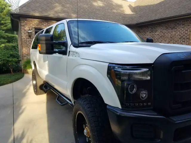 Custom Ford Excursion