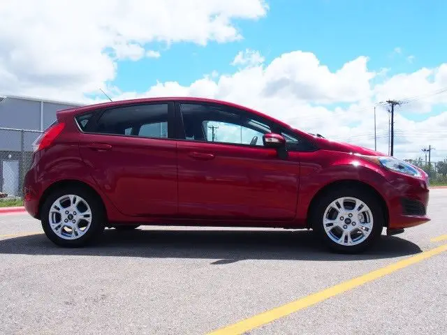 Ford Touch Up Paint Ruby Red Metallic Spray Paint Kit For Ford - Exact ...