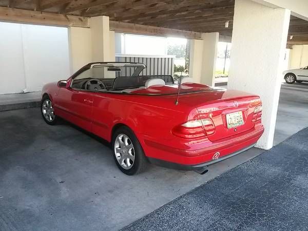 Red Convertible Mercedes-Benz CLK 320